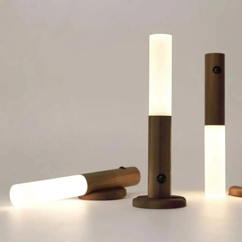 Luminária LED de Parede com Sensor de Movimento Recarregável e Base Re ...